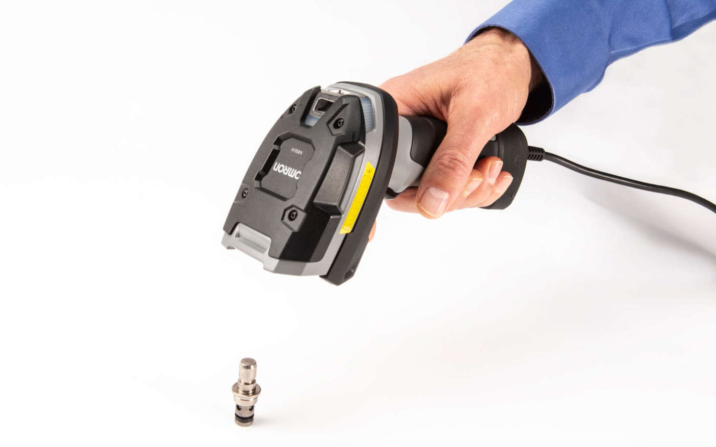 Omron presenta lo scanner portatile e robusto V450-H DPM | 01factory