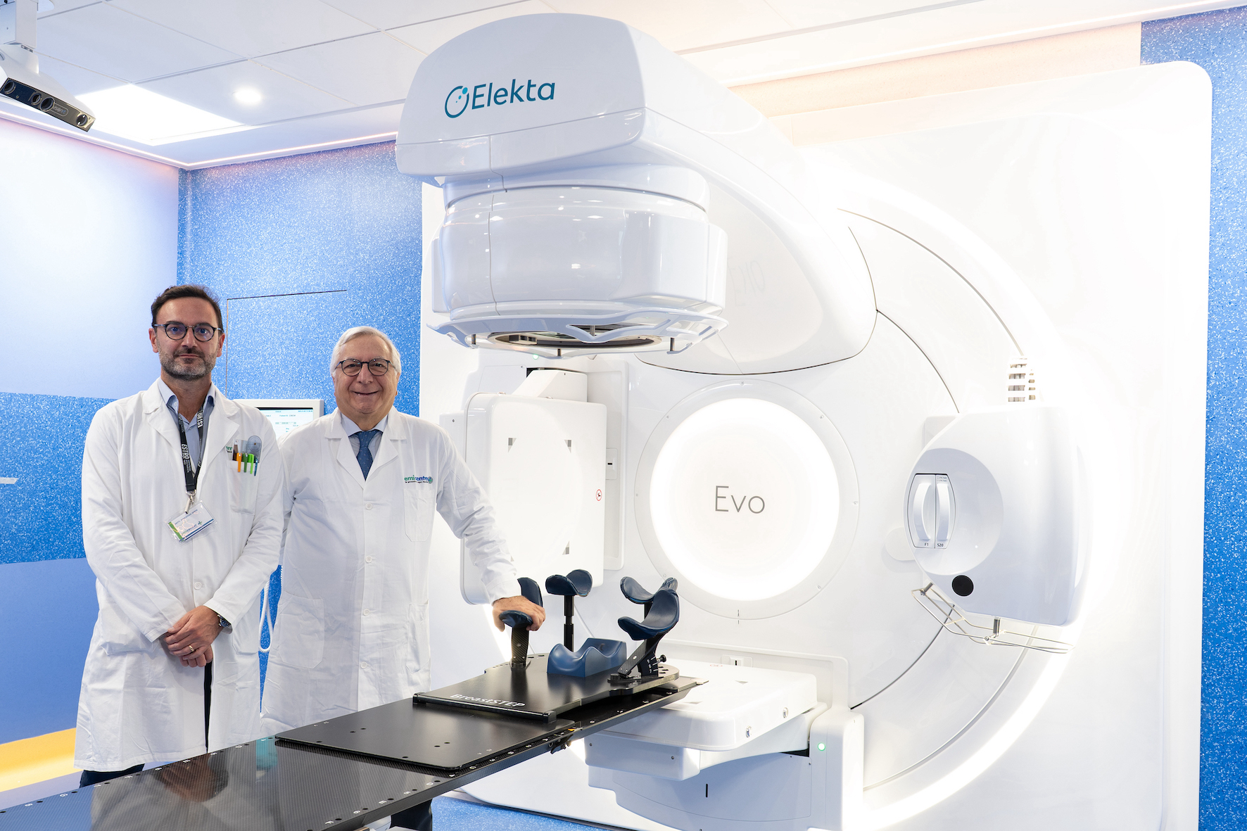 Radioterapia adattiva con AI: Emicenter porta in Italia Elekta Evo ...