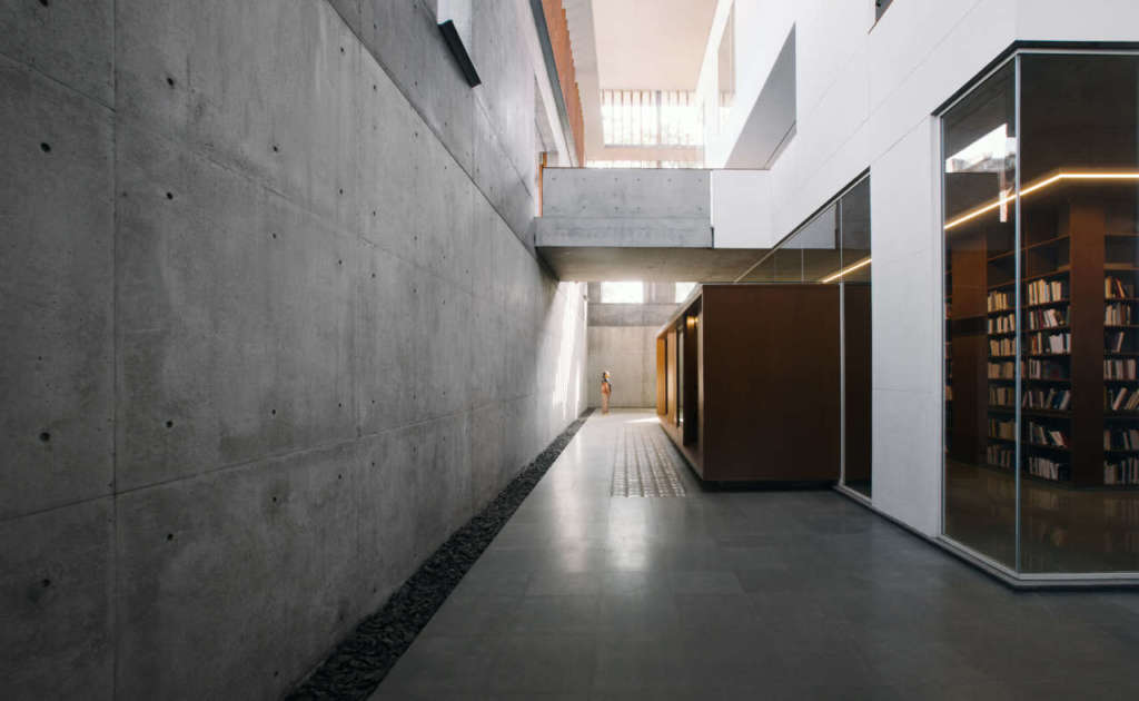 Lilavati Lalbhai Library by RMA | Area