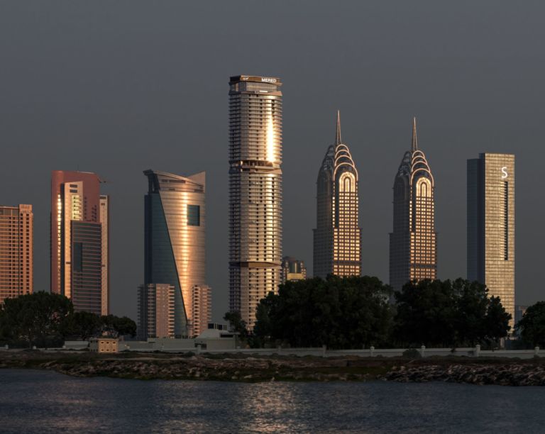 ICONIC Tower Design, Pininfarina Architecture, Dubai | Arketipo