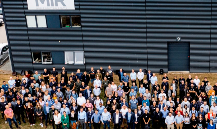 Dalla fusione con AutoGuide Mobile Robots nasce la nuova MiR ...