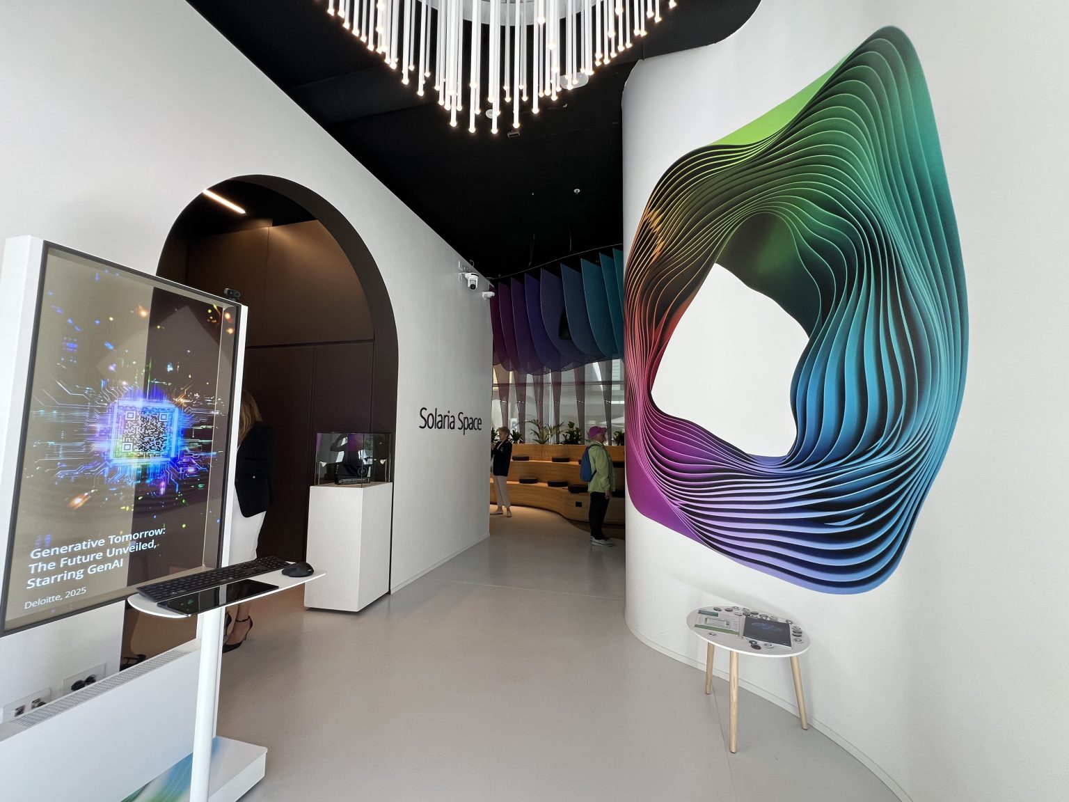 Deloitte inaugura Solaria Space: l’hub della GenAI che guarda all ...