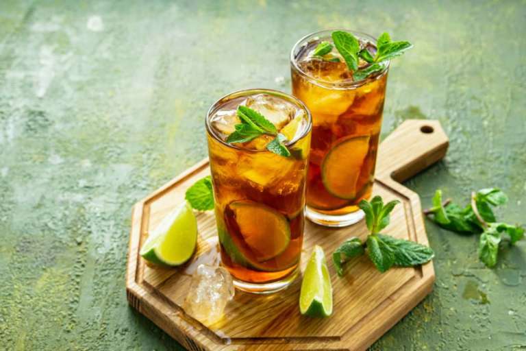Cold brew tea: i fondamentali per fare in casa il té freddo senza preparati