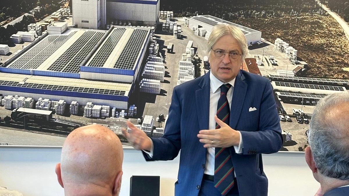 Fassa Bortolo festeggia il 20° anniversario dello stabilimento di ...