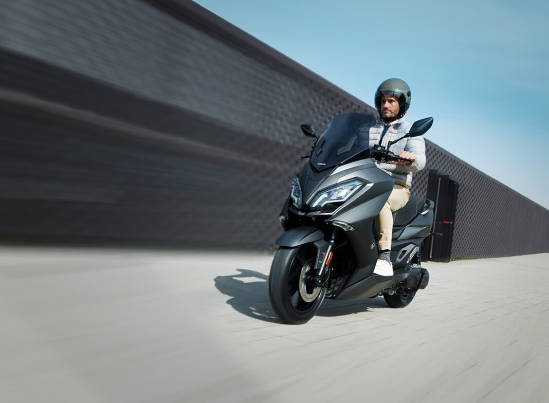 The Spanish electric scooter Nerva available in Italy - Electric Motor ...