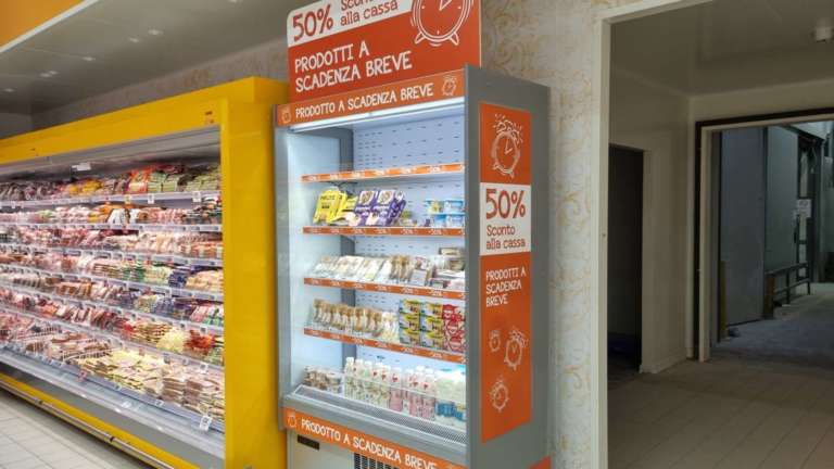 Gallery. Il debutto di Iper Tosano (VéGé) nel milanese