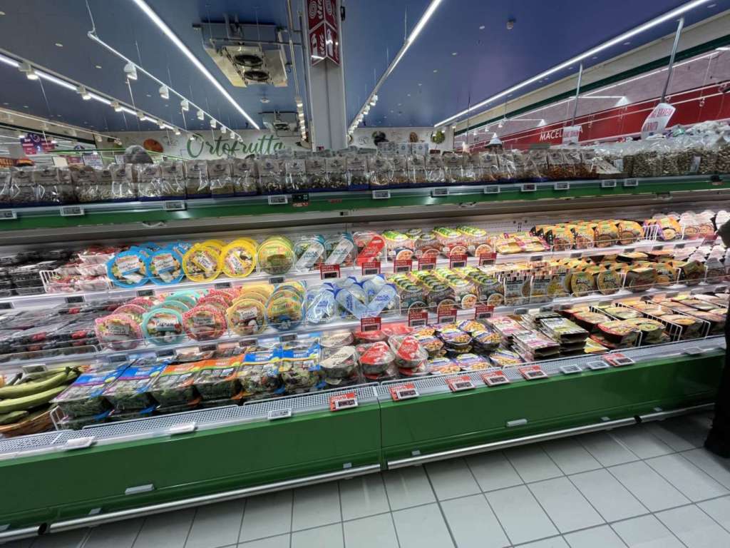 Gallery. Il debutto di Iper Tosano (VéGé) nel milanese