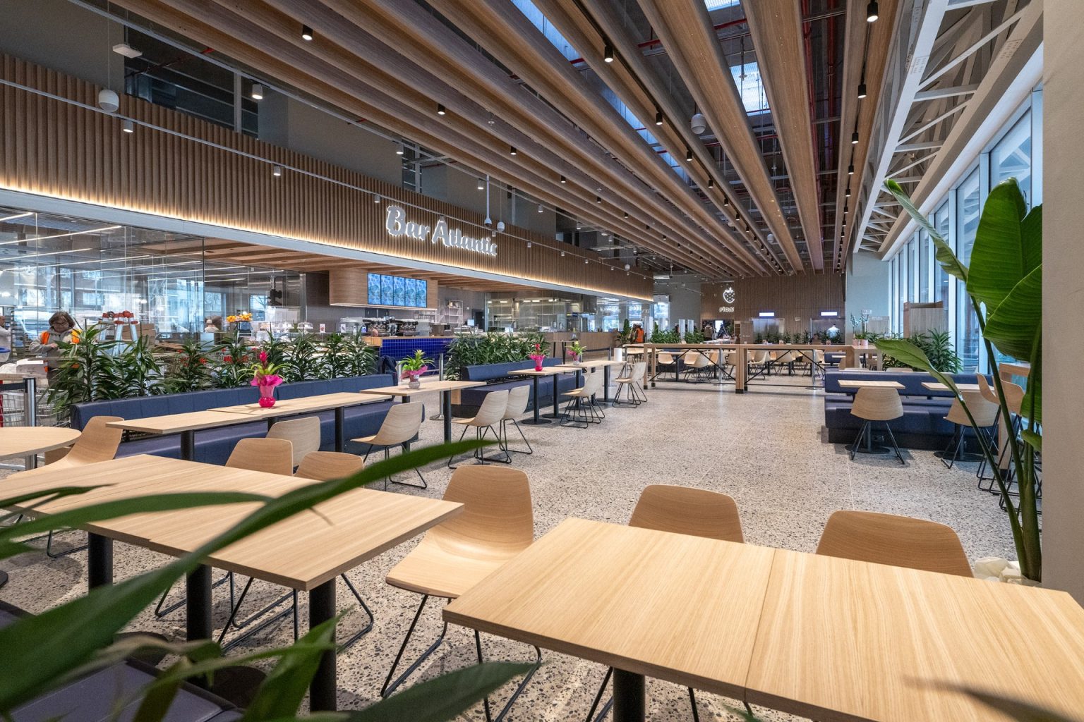 Gallery. Esselunga raddoppia la presenza a Modena