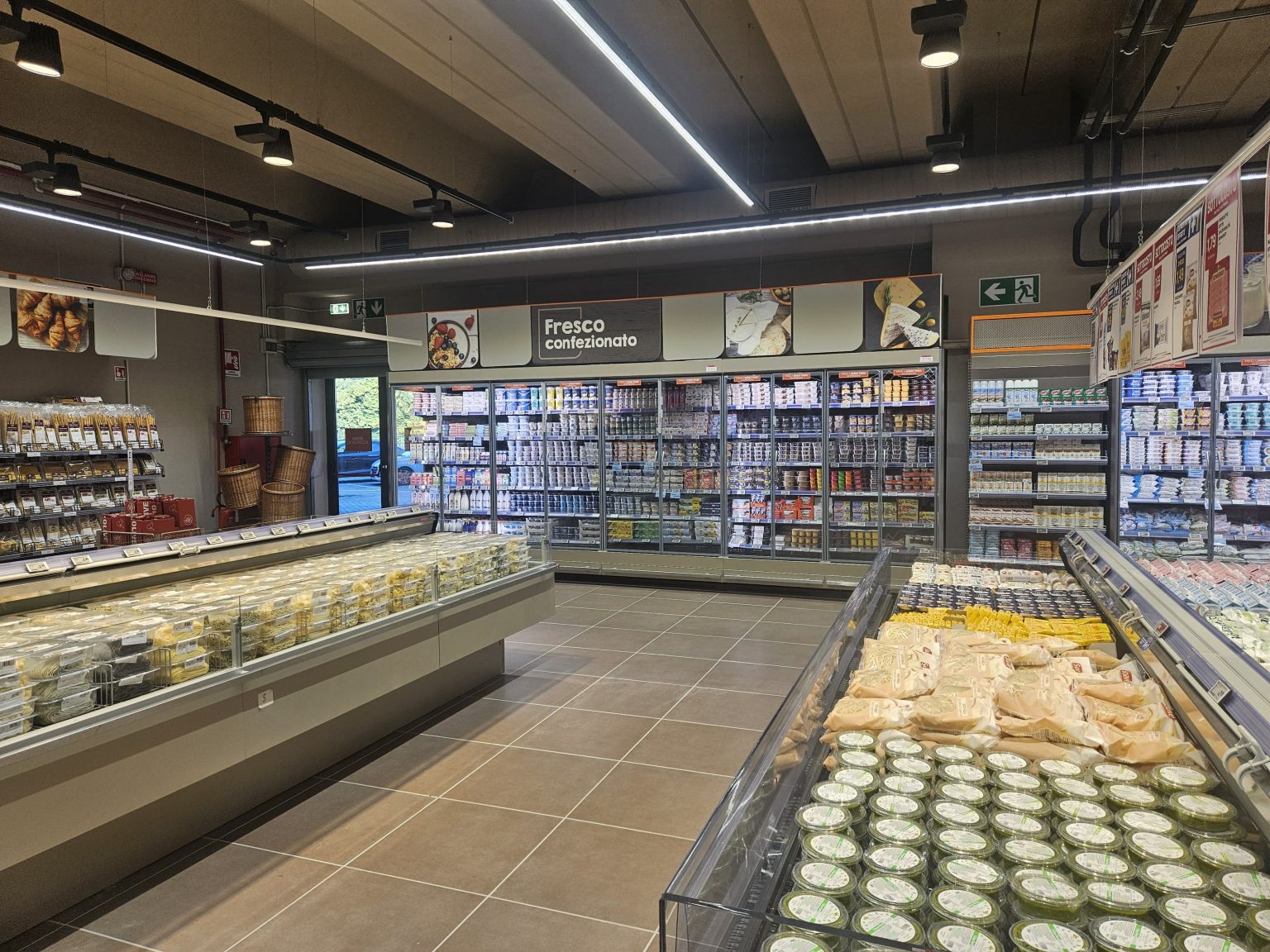 Sogegross (Agorà) rafforza la rete discount Ekom a Genova