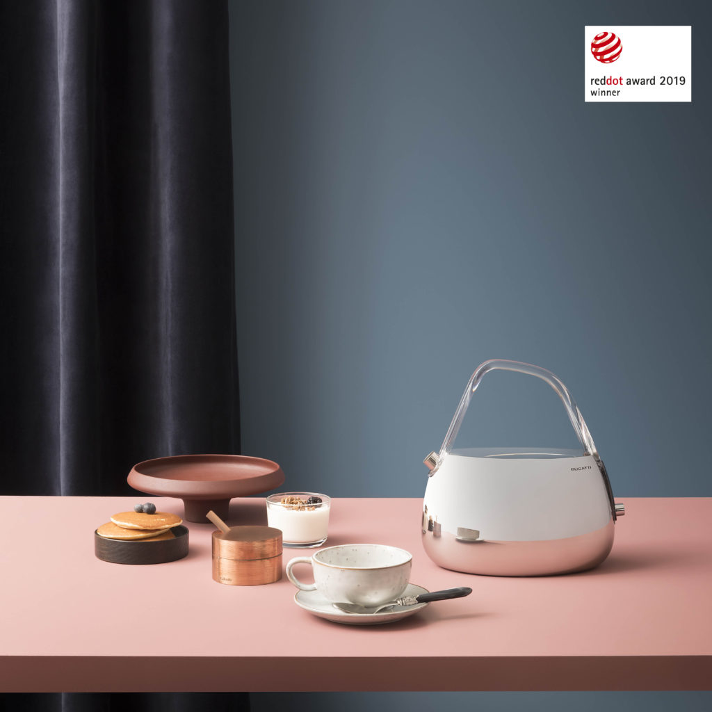 Bugatti: Jacqueline kettle receives the Red Dot Award - HA Factory