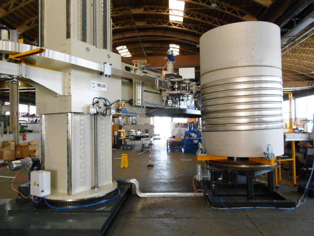 Forming, bending and welding stainless steel half pipe profiles on the ...