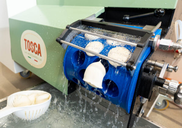 Tosca di MMC Italy per la produzione di mozzarella - Il Latte