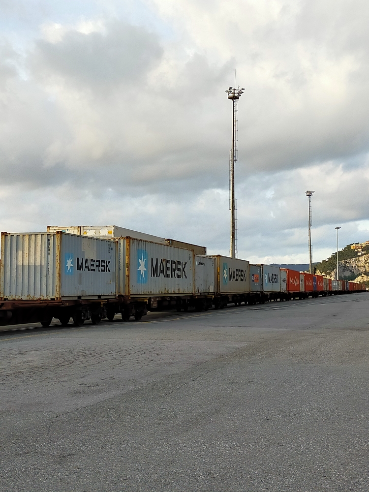 Vado Gateway e il Terminal Piacenza Intermodale si avvicinano - Logistica