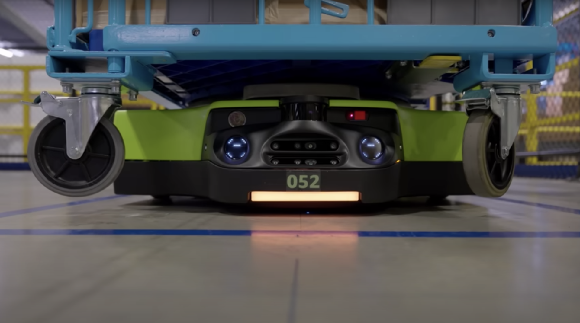 Amazon, solo robot in magazzino? - Logistica