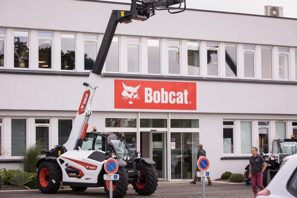 Bobcat festeggia i 60 anni dello stabilimento di Pontchâteau - Macchine ...