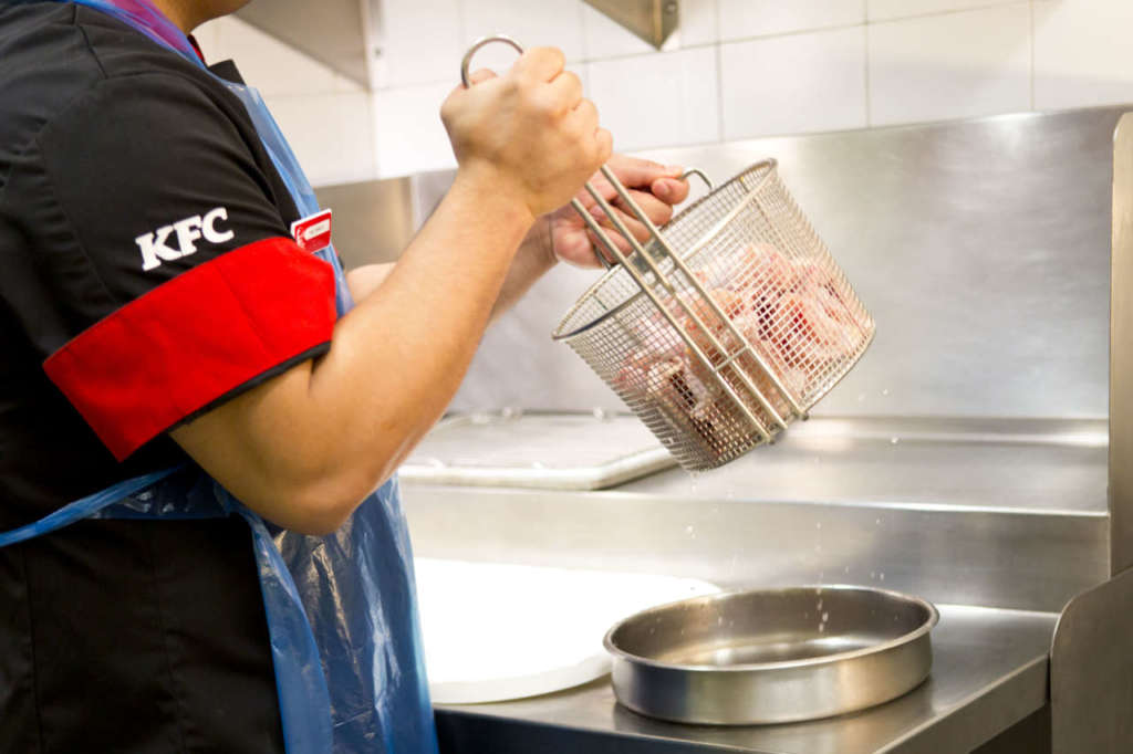 Kentucky Fried Chicken, entro 2 anni il pollo sarà italiano