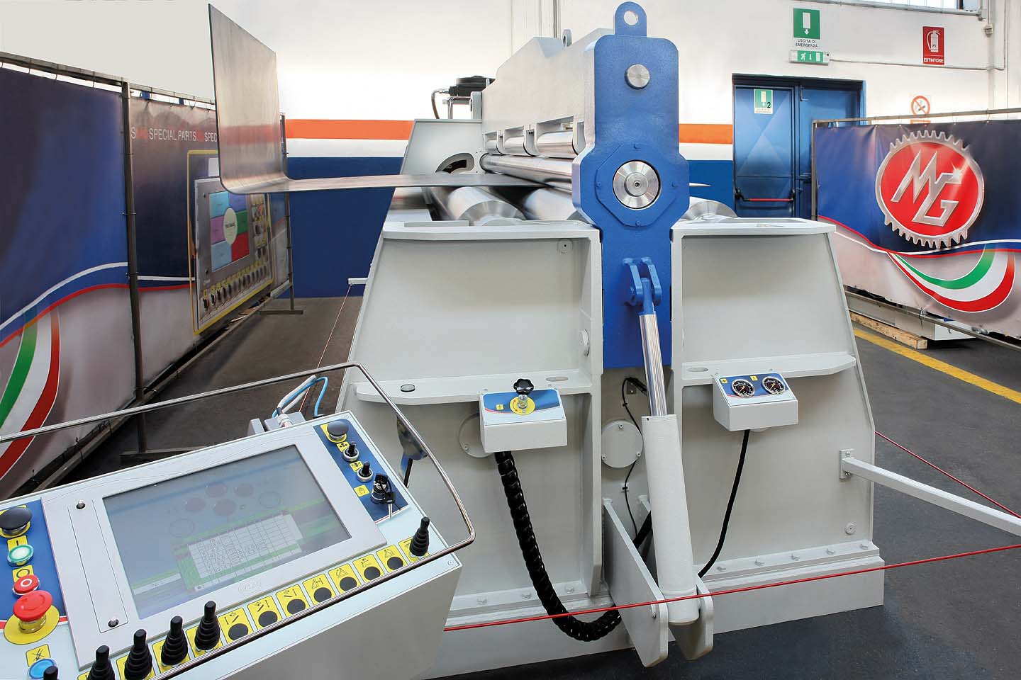 A bent for calendering and bending, better and better and of bigger ...