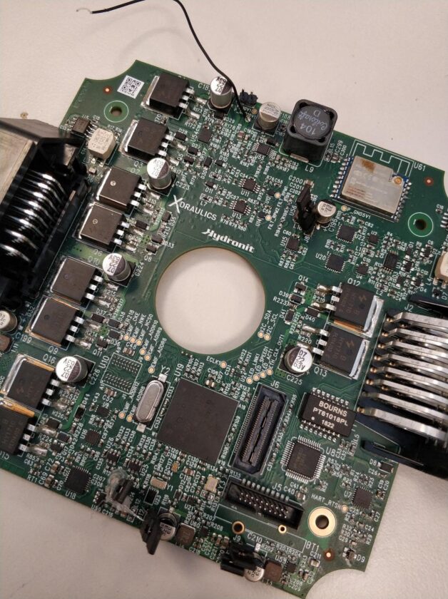 Mechatronics and hydraulics together.Smart Power Unit is a programmable