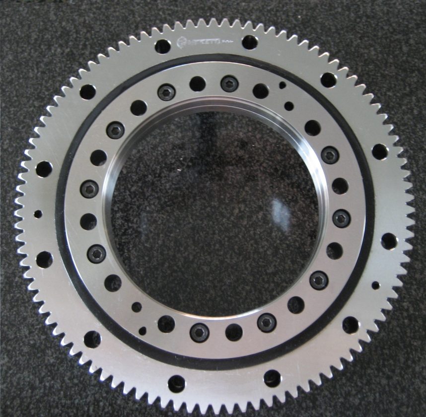 From precision cutting operations to complete gears
