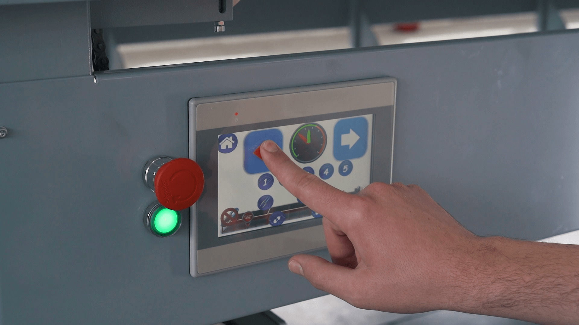 Orox: Cutting Room 4.0 - Technofashion World